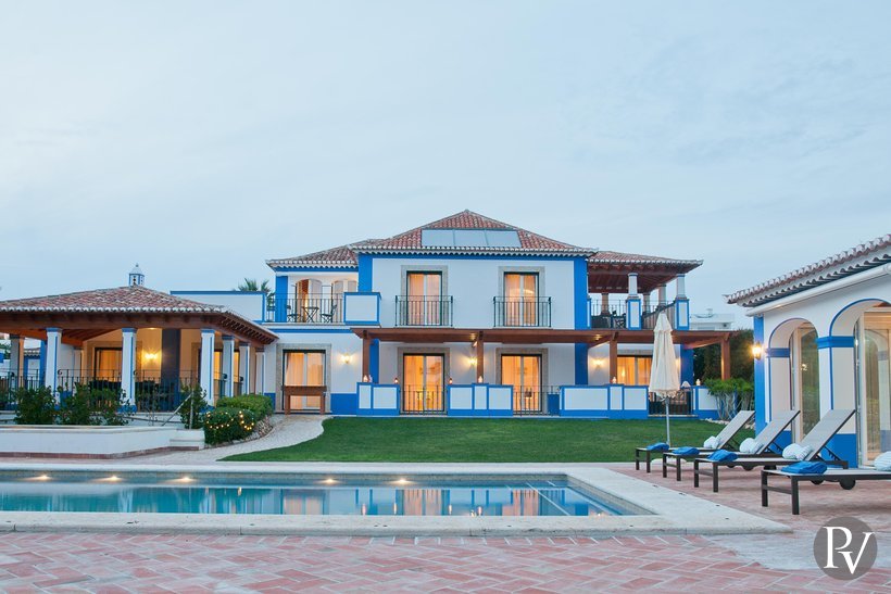 Villa Vista do Mar | Olhos de Agua | 5 Bedroom Villa in the Algarve